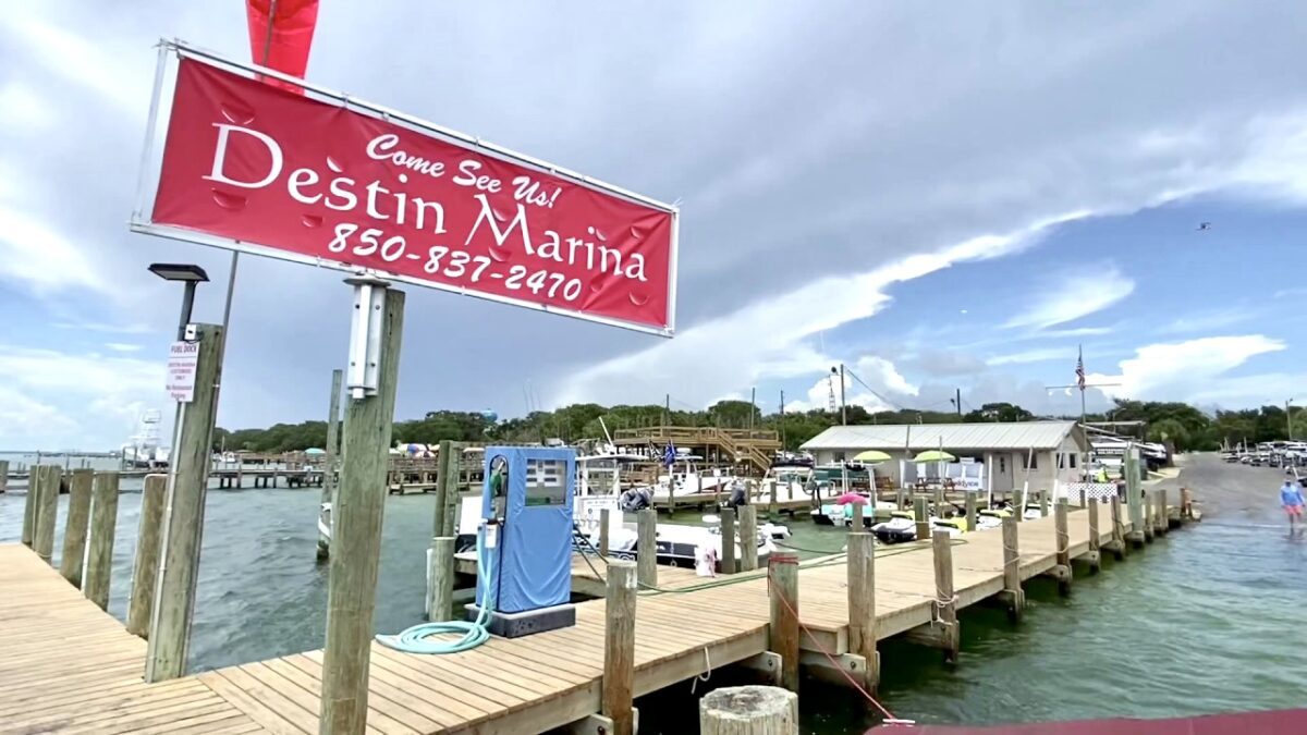 Crab Island in Destin: 2025 Ultimate Visitor's Guide - The Good Life Destin