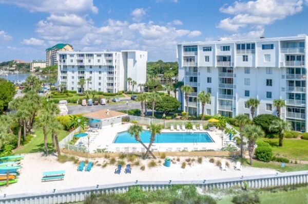 Destin Vacation Rentals by Sarah - The Good Life Destin