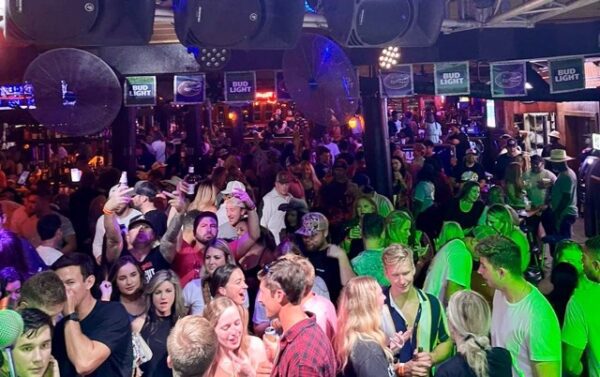 Dance the Night Away in Destin: Best Clubs and Nightlife - The Good ...